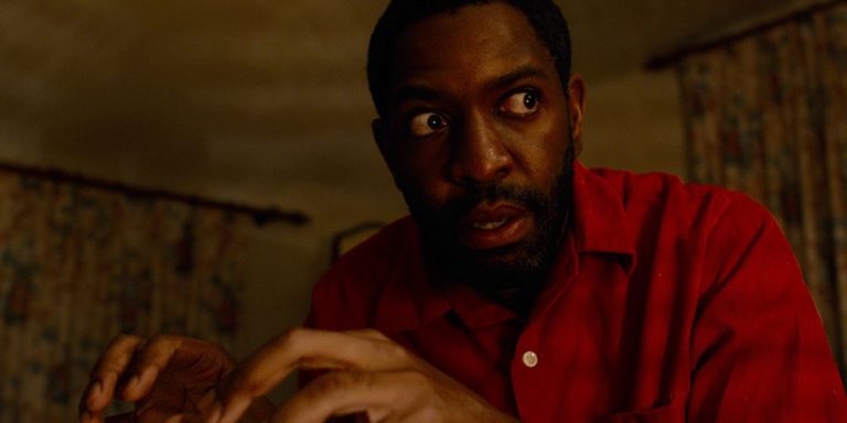 The Creeping (2022) Film Review - 80s Horror is Back